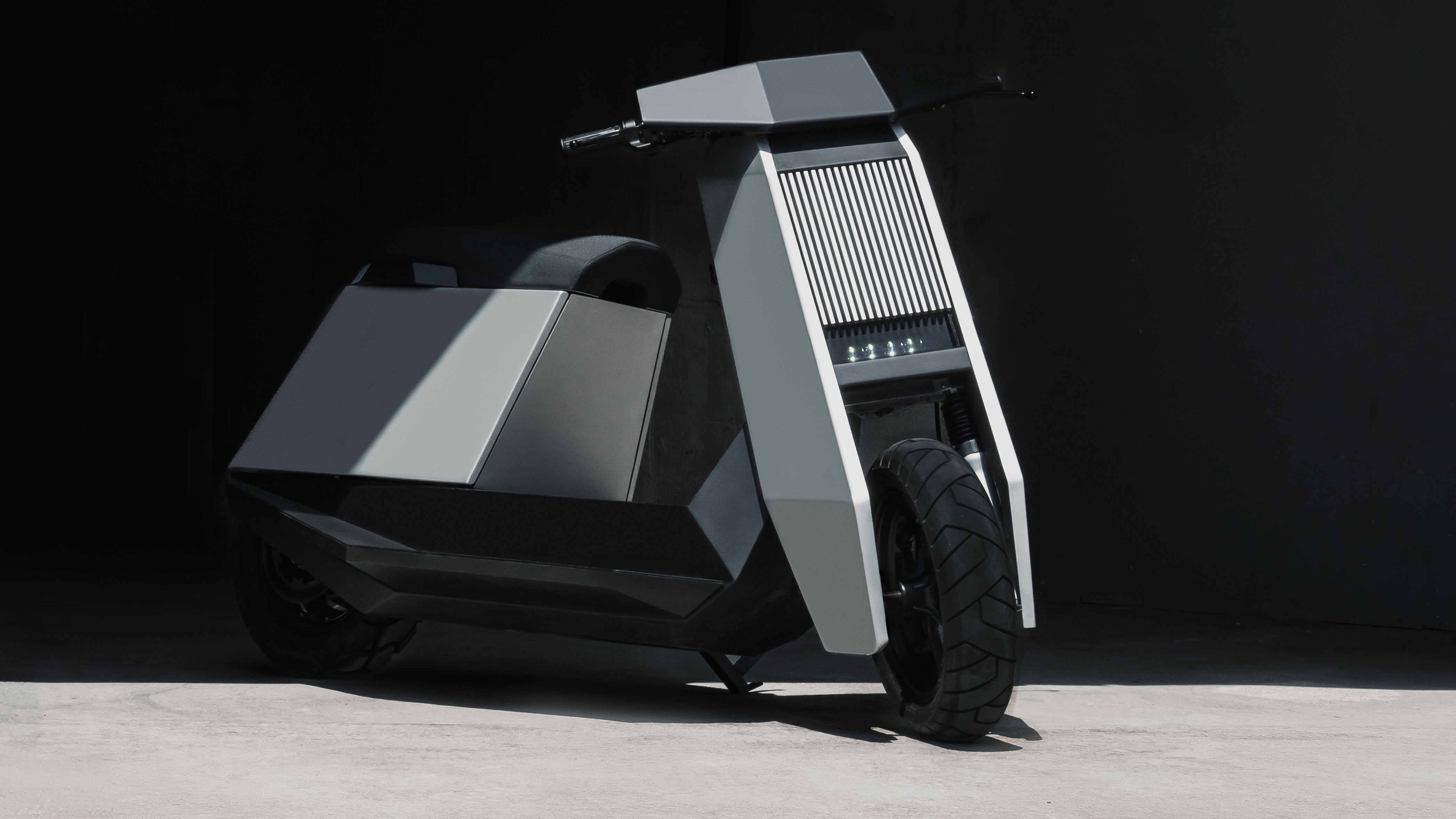 Tesla i tank scooter store